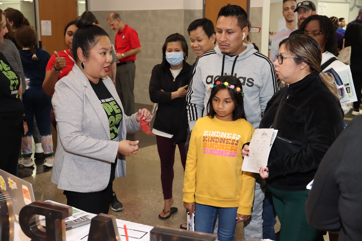 Explore Arlington ISD draws huge crowd