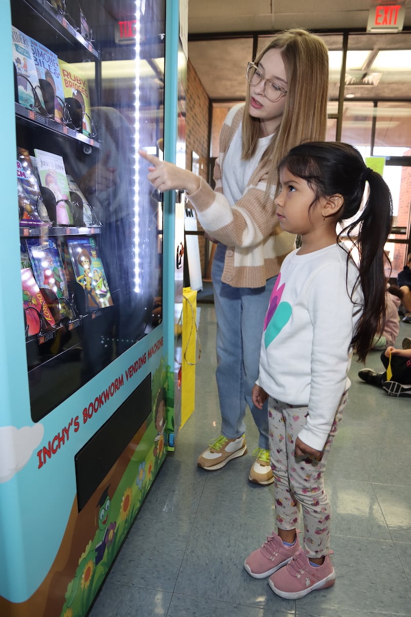Martin High School Senior Donates book vending machine to Wood ...