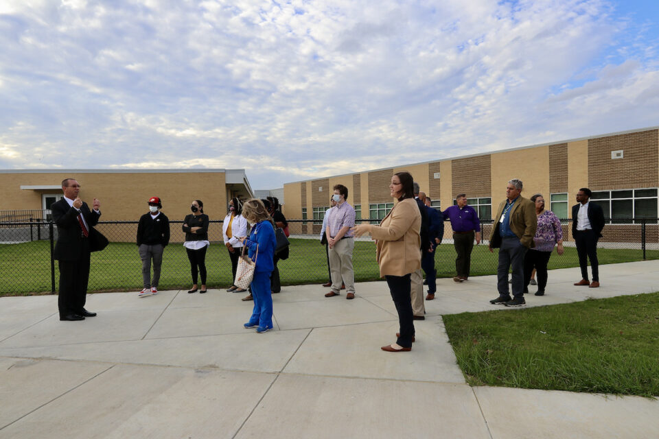Bond oversight committee tours Crow Leadership Academy » Arlington ISD