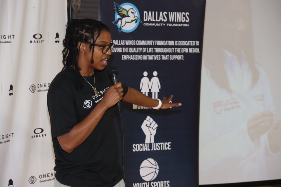 WNBA star helps students get free vision exams and glasses