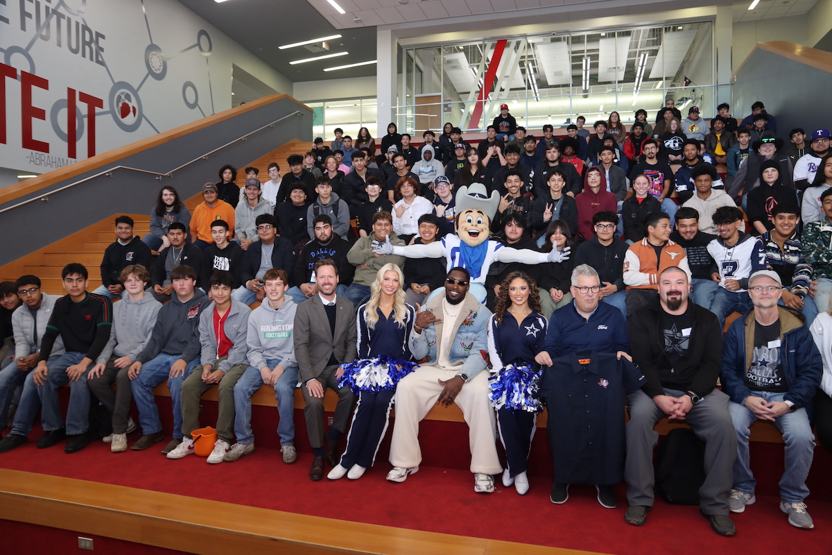 Ford, Cowboys partner with Arlington ISD automotive program
