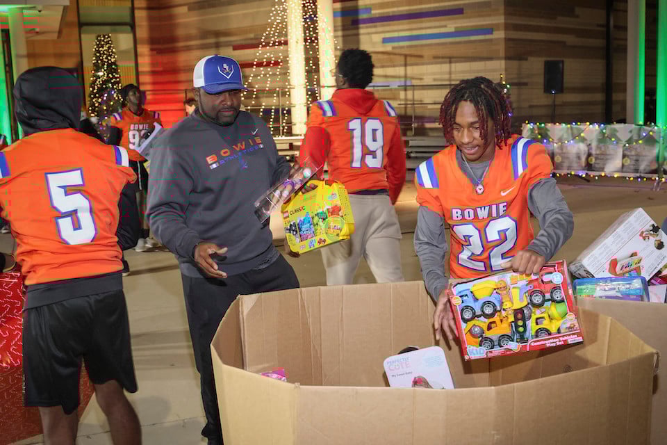 Arlington ISD Mission Joy Toy Drive a huge success Arlington ISD Mission Joy Toy Drive a huge success