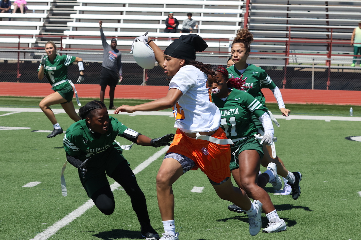Arlington ISD launches girls flag football teams